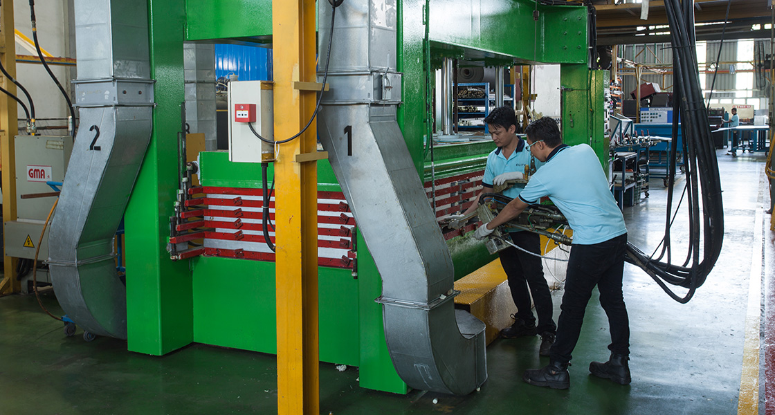 Factory Facilities | Mech Ref Engineering Sdn. Bhd.